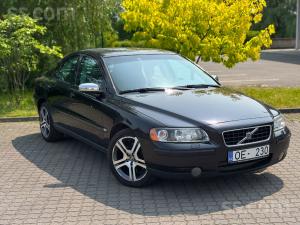 Melns Volvo S60 2005 Rīga, ar dzinēja tilpumu 2.40 L un nobraukumu 0 tūkst. km par 2490 €, foto 2 vietnē AUTOMOTO.COM.LV