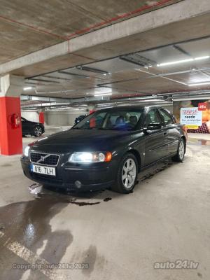 Black Volvo S60 2005 in Tallinn, with an engine capacity of 2.50 L and mileage of 411 thousand km for 3250 €, photo  on AUTOMOTO.COM.LV