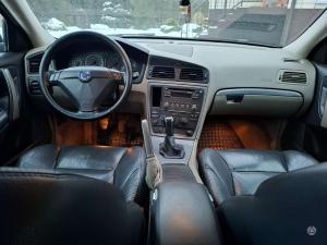 Melns Volvo S60 2005 Lazdijai, ar dzinēja tilpumu 2.40 L un nobraukumu 338 tūkst. km par 2200 €, foto 4 vietnē AUTOMOTO.COM.LV