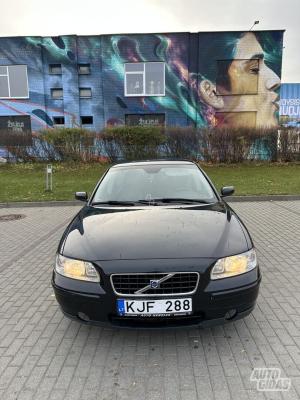 Melns Volvo S60 2005 Kaišiadorys, ar dzinēja tilpumu 2.40 L un nobraukumu 300 tūkst. km par 1100 €, foto 7 vietnē AUTOMOTO.COM.LV