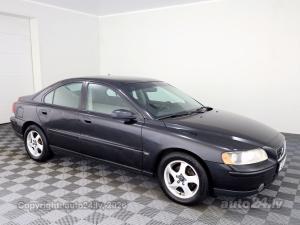 Black Volvo S60 2005 in Tallinn, with an engine capacity of 2.40 L and mileage of 296 thousand km for 1199 €, photo  on AUTOMOTO.COM.LV