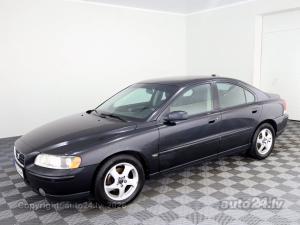 Black Volvo S60 2005 in Tallinn, with an engine capacity of 2.40 L and mileage of 296 thousand km for 1199 €, photo 3 on AUTOMOTO.COM.LV