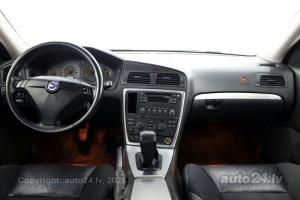 Black Volvo S60 2005 in Tallinn, with an engine capacity of 2.40 L and mileage of 296 thousand km for 1199 €, photo 6 on AUTOMOTO.COM.LV