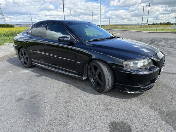 Melns Volvo S60 2005 Panevēža, ar dzinēja tilpumu 2.40 L un nobraukumu 398 tūkst. km par 3200 €, foto 5 vietnē AUTOMOTO.COM.LV