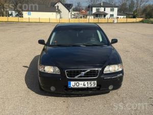Melns Volvo S60 2005 Valmiera, ar dzinēja tilpumu 2.50 L un nobraukumu 337 tūkst. km par 1500 €, foto 5 vietnē AUTOMOTO.COM.LV
