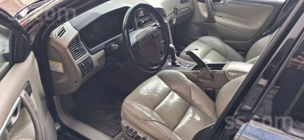 Melns Volvo S60 2005 Preiļi, ar dzinēja tilpumu 2.40 L un nobraukumu 371 tūkst. km par 2750 €, foto 4 vietnē AUTOMOTO.COM.LV