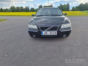 Melns Volvo S60 2005 Rīga, ar dzinēja tilpumu 2.40 L un nobraukumu 345 tūkst. km par 1850 €, foto 4 vietnē AUTOMOTO.COM.LV