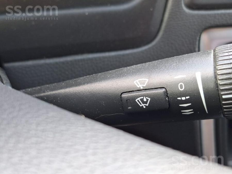 Melns Volvo S60 2005 Rīga, ar dzinēja tilpumu 2.40 L un nobraukumu 345 tūkst. km par 1850 €, foto 12 vietnē AUTOMOTO.COM.LV