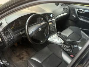 Melns Volvo S60 2005 Šalčininkai, ar dzinēja tilpumu 2.40 L un nobraukumu 0 tūkst. km par 1300 €, foto 7 vietnē AUTOMOTO.COM.LV