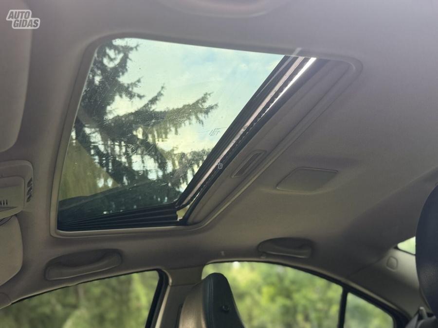 Melns Volvo S60 2005 Šalčininkai, ar dzinēja tilpumu 2.40 L un nobraukumu 0 tūkst. km par 1300 €, foto 9 vietnē AUTOMOTO.COM.LV