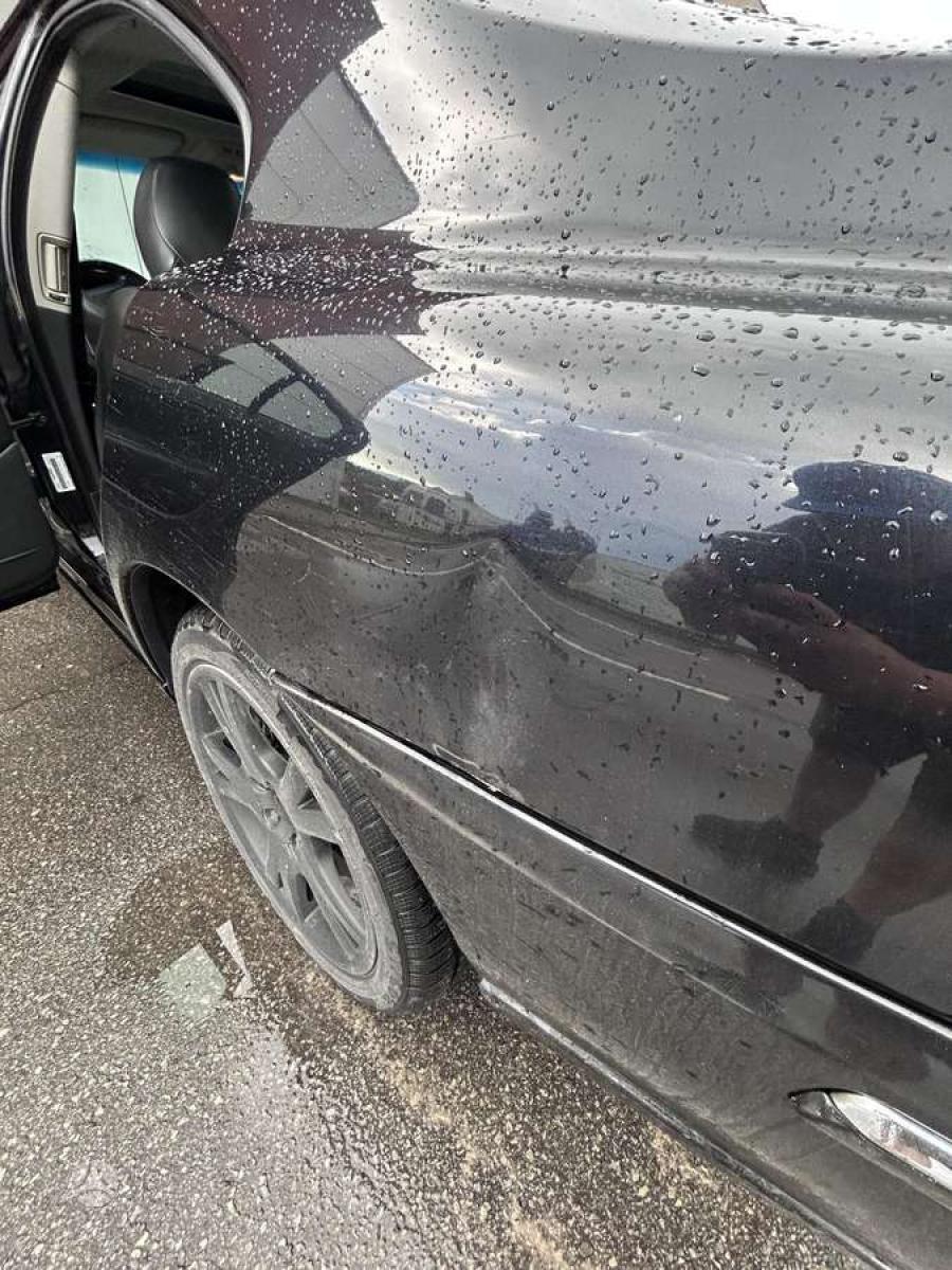 Melns Volvo S60 2005 Kauņa, ar dzinēja tilpumu 2.40 L un nobraukumu 298 tūkst. km par 850 €, foto 5 vietnē AUTOMOTO.COM.LV