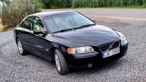 Melns Volvo S60 2005 Cēsis, ar dzinēja tilpumu 2.40 L un nobraukumu 436 tūkst. km par 1700 €, foto 4 vietnē AUTOMOTO.COM.LV