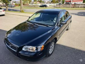 Black Volvo S60 2005 in Siauliai, with an engine capacity of 2.40 L and mileage of 426 thousand km for 1350 €, photo 13 on AUTOMOTO.COM.LV