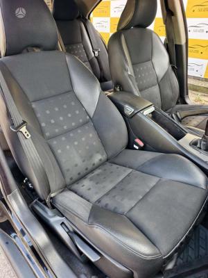 Black Volvo S60 2005 in Siauliai, with an engine capacity of 2.40 L and mileage of 426 thousand km for 1350 €, photo 19 on AUTOMOTO.COM.LV