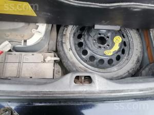 Melns Volvo S60 2005 Valmiera, ar dzinēja tilpumu 2.40 L un nobraukumu 354 tūkst. km par 900 €, foto 4 vietnē AUTOMOTO.COM.LV