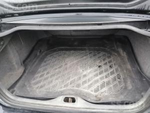 Melns Volvo S60 2005 Valmiera, ar dzinēja tilpumu 2.40 L un nobraukumu 354 tūkst. km par 900 €, foto 5 vietnē AUTOMOTO.COM.LV