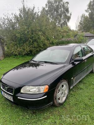 Melns Volvo S60 2005 Valmiera, ar dzinēja tilpumu 2.40 L un nobraukumu 354 tūkst. km par 900 €, foto 9 vietnē AUTOMOTO.COM.LV