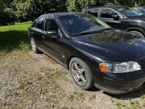 Melns Volvo S60 2006 Bauska, ar dzinēja tilpumu 2.40 L un nobraukumu 325 tūkst. km par 2000 €, foto 4 vietnē AUTOMOTO.COM.LV