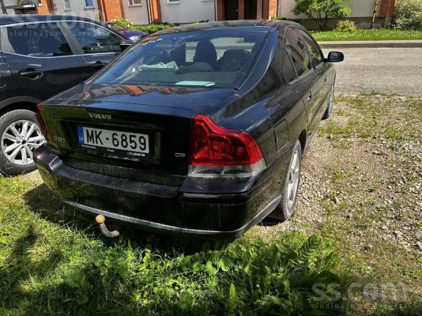 Черный Вольво С60 2006 в Бауска, объемом двигателя 2.40 л и пробегом 325 тыс. км за 2000 €, фото 4 на AUTOMOTO.COM.LV