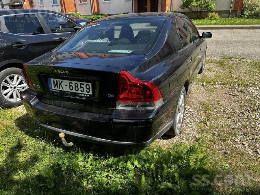 Melns Volvo S60 2006 Bauska, ar dzinēja tilpumu 2.40 L un nobraukumu 325 tūkst. km par 2000 €, foto 5 vietnē AUTOMOTO.COM.LV