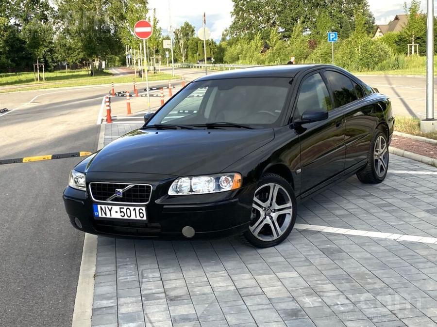 Melns Volvo S60 2006 Jelgava, ar dzinēja tilpumu 2.40 L un nobraukumu 0 tūkst. km par 2490 €, foto 1 vietnē AUTOMOTO.COM.LV