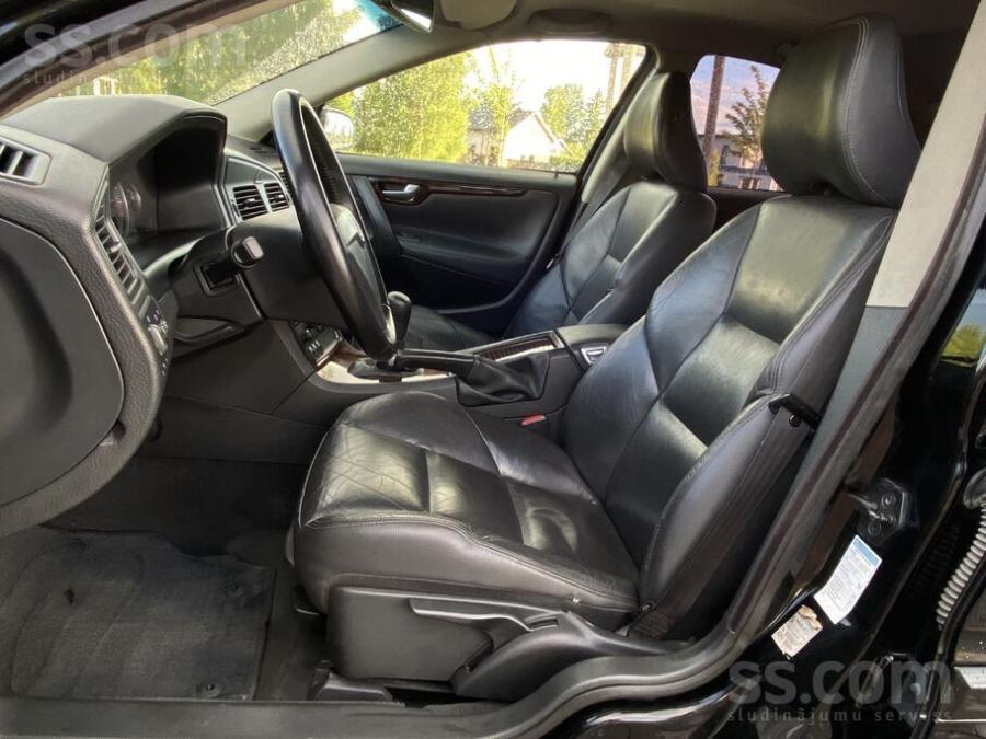 Melns Volvo S60 2006 Jelgava, ar dzinēja tilpumu 2.40 L un nobraukumu 0 tūkst. km par 2490 €, foto 7 vietnē AUTOMOTO.COM.LV