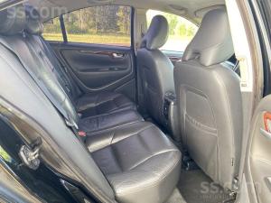 Melns Volvo S60 2006 Jelgava, ar dzinēja tilpumu 2.40 L un nobraukumu 0 tūkst. km par 2490 €, foto 9 vietnē AUTOMOTO.COM.LV