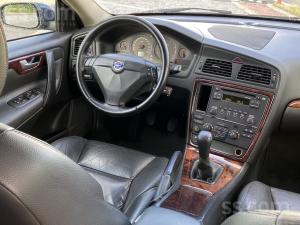 Melns Volvo S60 2006 Jelgava, ar dzinēja tilpumu 2.40 L un nobraukumu 0 tūkst. km par 2490 €, foto 12 vietnē AUTOMOTO.COM.LV