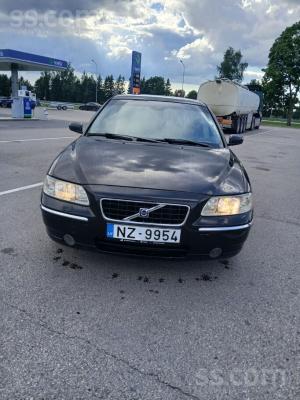Черный Вольво С60 2006 в Рига, объемом двигателя 2.40 л и пробегом 320 тыс. км за 1750 €, фото 4 на AUTOMOTO.COM.LV