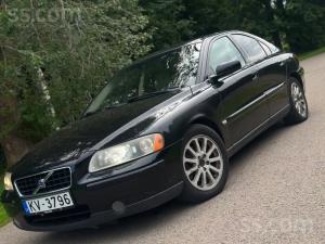 Black Volvo S60 2006 in Riga, with an engine capacity of 2.40 L and mileage of 325 thousand km for 1690 €, photo  on AUTOMOTO.COM.LV
