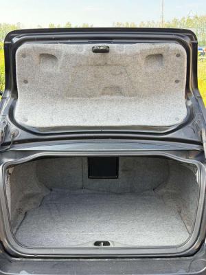 Melns Volvo S60 2006 Viļņa, ar dzinēja tilpumu 2.40 L un nobraukumu 400 tūkst. km par 1400 €, foto 9 vietnē AUTOMOTO.COM.LV