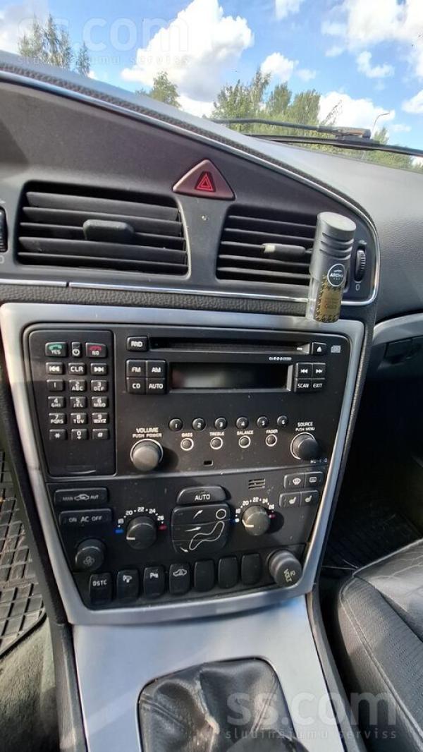 Melns Volvo S60 2006 Talsi, ar dzinēja tilpumu 2.40 L un nobraukumu 436 tūkst. km par 1500 €, foto 9 vietnē AUTOMOTO.COM.LV