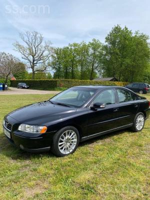 Melns Volvo S60 2007 Jelgava, ar dzinēja tilpumu 2.40 L un nobraukumu 406 tūkst. km par 900 €, foto 2 vietnē AUTOMOTO.COM.LV