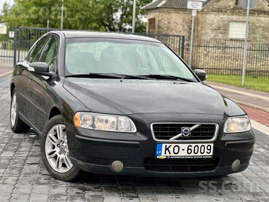 Black Volvo S60 2007 in Jelgava, with an engine capacity of 2.40 L and mileage of 0 thousand km for 2150 €, photo 1 on AUTOMOTO.COM.LV