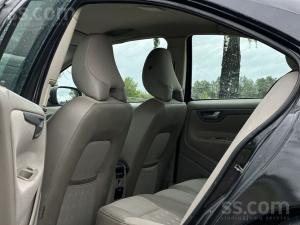 Black Volvo S60 2007 in Jelgava, with an engine capacity of 2.40 L and mileage of 0 thousand km for 2150 €, photo 11 on AUTOMOTO.COM.LV