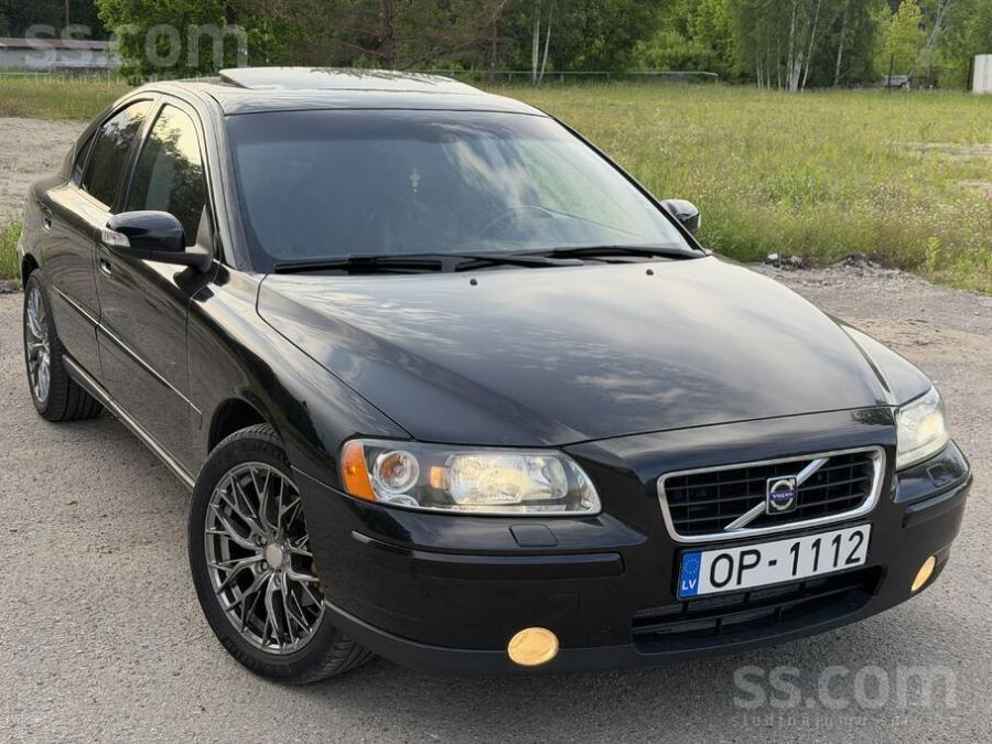 Melns Volvo S60 2007 Jelgava, ar dzinēja tilpumu 2.40 L un nobraukumu 338 tūkst. km par 3550 €, foto 1 vietnē AUTOMOTO.COM.LV