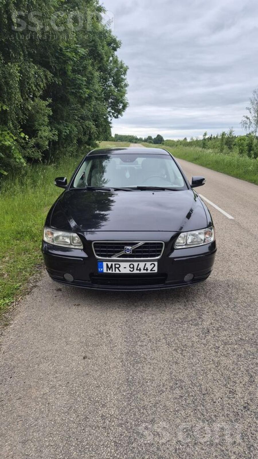 Черный Вольво С60 2007 в Резекне, объемом двигателя 2.40 л и пробегом 370 тыс. км за 2500 €, фото 1 на AUTOMOTO.COM.LV