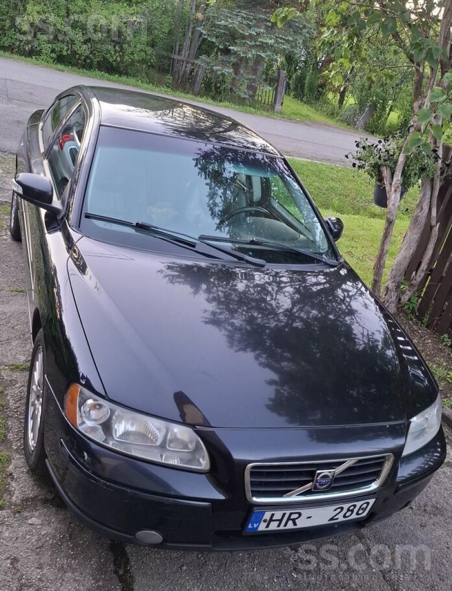 Melns Volvo S60 2007 Rīga, ar dzinēja tilpumu 2.40 L un nobraukumu 463 tūkst. km par 2200 €, foto 4 vietnē AUTOMOTO.COM.LV
