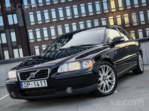 Черный Вольво С60 2007 в Рига, объемом двигателя 2.40 л и пробегом 343 тыс. км за 2750 €, фото  на AUTOMOTO.COM.LV