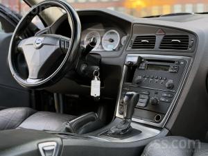 Melns Volvo S60 2007 Rīga, ar dzinēja tilpumu 2.40 L un nobraukumu 343 tūkst. km par 2750 €, foto 17 vietnē AUTOMOTO.COM.LV