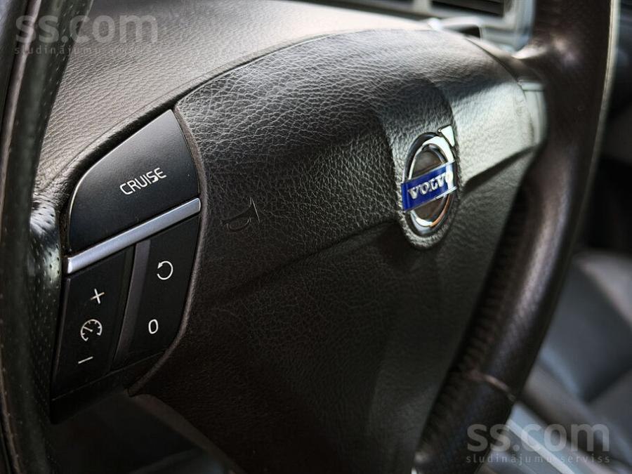 Melns Volvo S60 2007 Rīga, ar dzinēja tilpumu 2.40 L un nobraukumu 343 tūkst. km par 2750 €, foto 18 vietnē AUTOMOTO.COM.LV