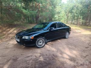 Melns Volvo S60 2007 Daugavpils, ar dzinēja tilpumu 2.40 L un nobraukumu 335 tūkst. km par 2700 €, foto 3 vietnē AUTOMOTO.COM.LV
