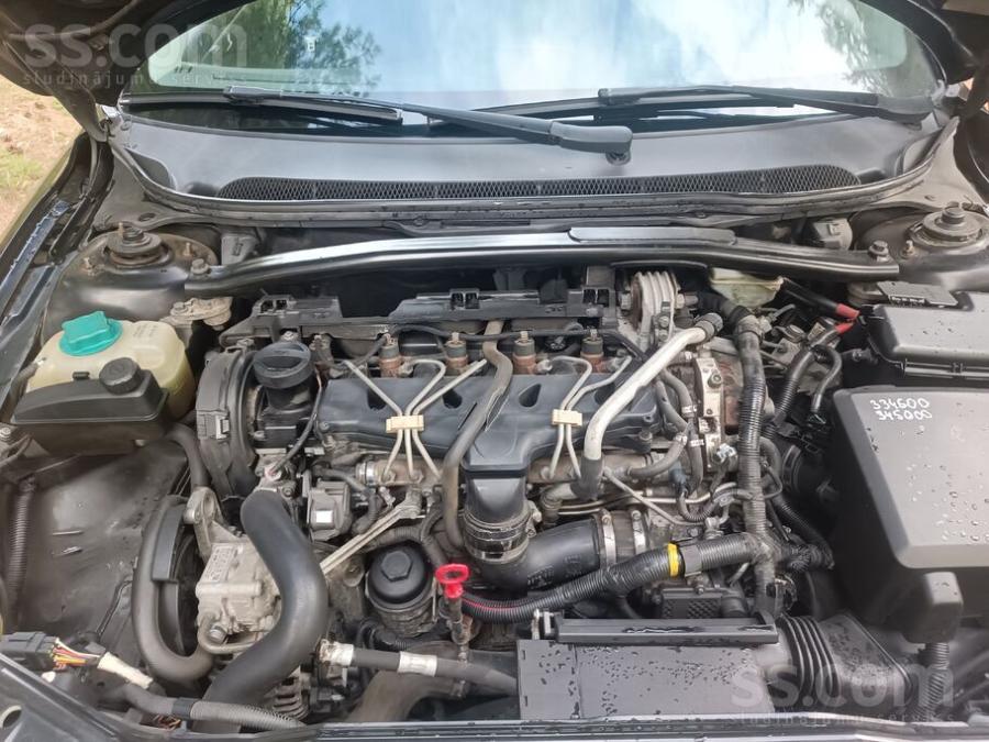 Melns Volvo S60 2007 Daugavpils, ar dzinēja tilpumu 2.40 L un nobraukumu 335 tūkst. km par 2700 €, foto 10 vietnē AUTOMOTO.COM.LV