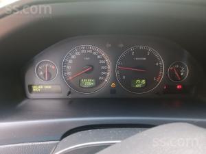 Melns Volvo S60 2007 Daugavpils, ar dzinēja tilpumu 2.40 L un nobraukumu 335 tūkst. km par 2700 €, foto 14 vietnē AUTOMOTO.COM.LV