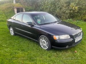 Black Volvo S60 2007 in Tallinn, with an engine capacity of 2.40 L and mileage of 290 thousand km for 4900 €, photo  on AUTOMOTO.COM.LV