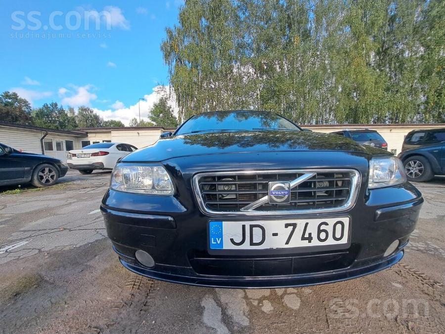 Melns Volvo S60 2008 Rīga, ar dzinēja tilpumu 2.40 L un nobraukumu 224 tūkst. km par 5000 €, foto 23 vietnē AUTOMOTO.COM.LV