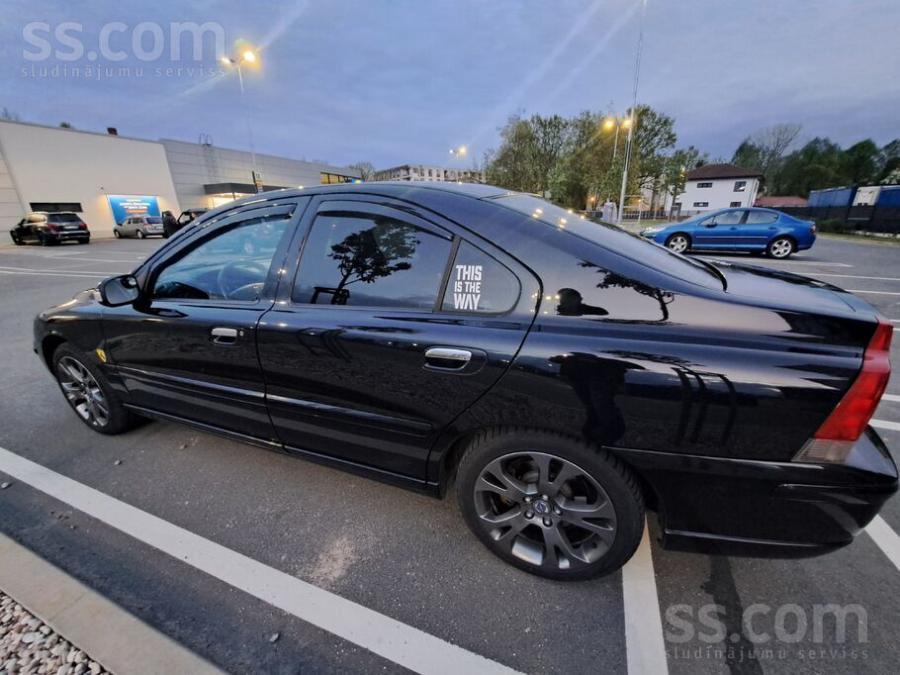 Melns Volvo S60 2008 Rīga, ar dzinēja tilpumu 2.40 L un nobraukumu 224 tūkst. km par 5000 €, foto 31 vietnē AUTOMOTO.COM.LV
