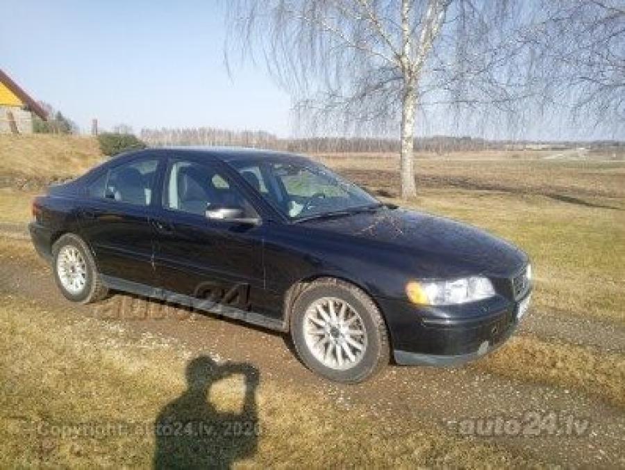 Melns Volvo S60 2008 Tartu, ar dzinēja tilpumu 2.40 L un nobraukumu 410 tūkst. km par 2999 €, foto 2 vietnē AUTOMOTO.COM.LV