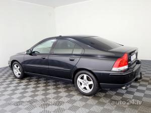 Черный Вольво С60 2008 в Таллин, объемом двигателя 2.40 л и пробегом 417 тыс. км за 1399 €, фото 5 на AUTOMOTO.COM.LV