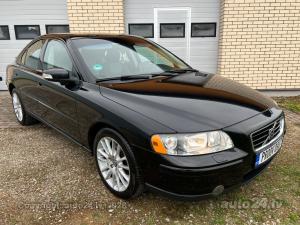 Melns Volvo S60 2008 Paide, ar dzinēja tilpumu 2.40 L un nobraukumu 379 tūkst. km par 3999 €, foto  vietnē AUTOMOTO.COM.LV